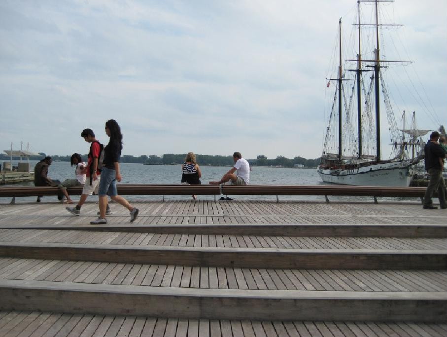Spadina Wavedeck | CSLA